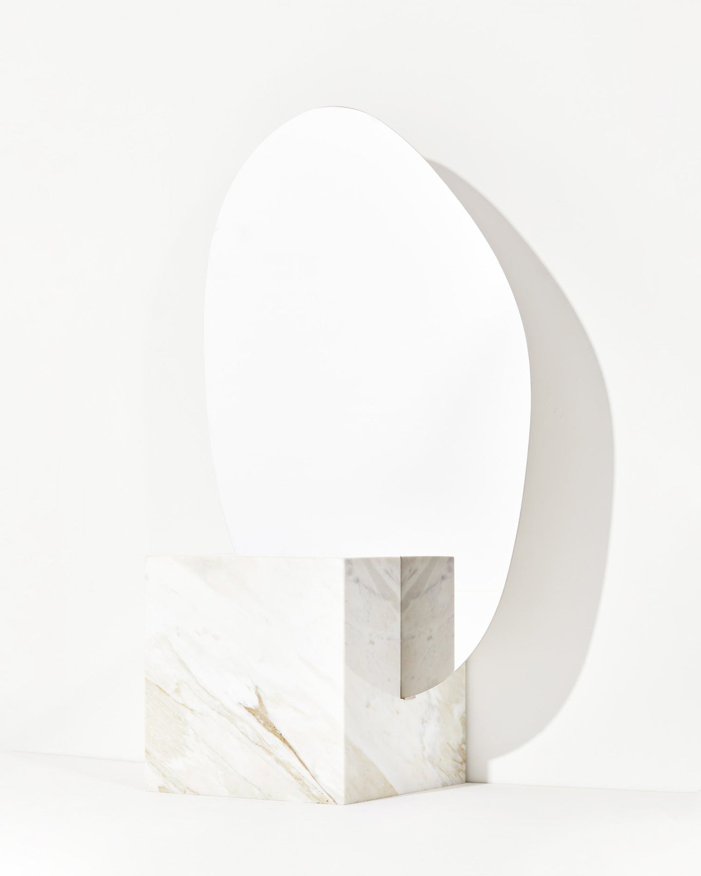 Mirrors – Slash Objects