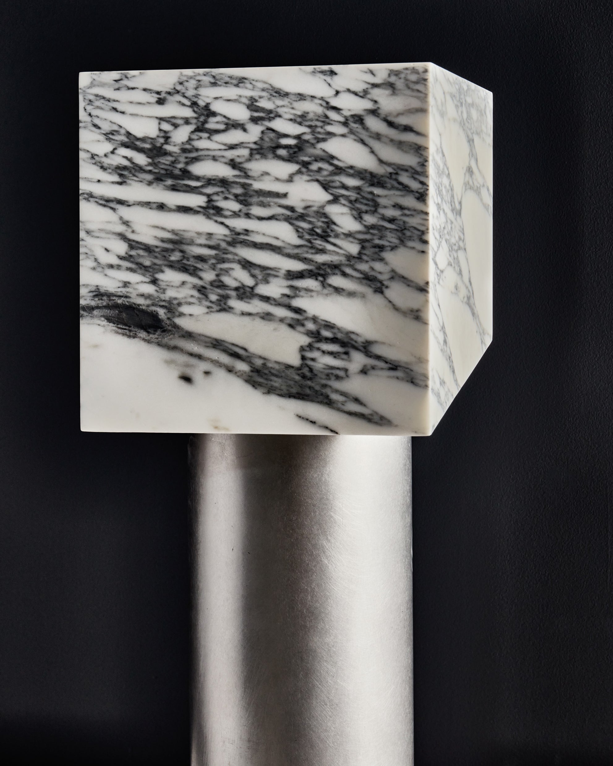 Mada Table Lamp – Slash Objects