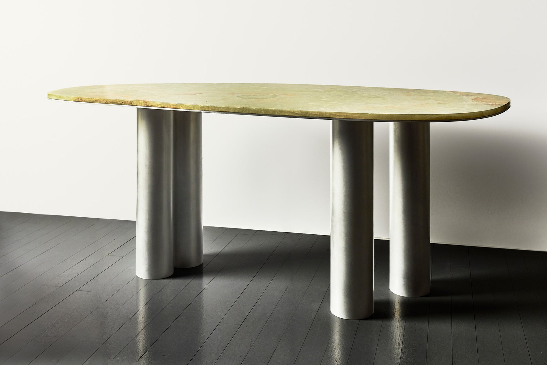 Oni Desk – Slash Objects