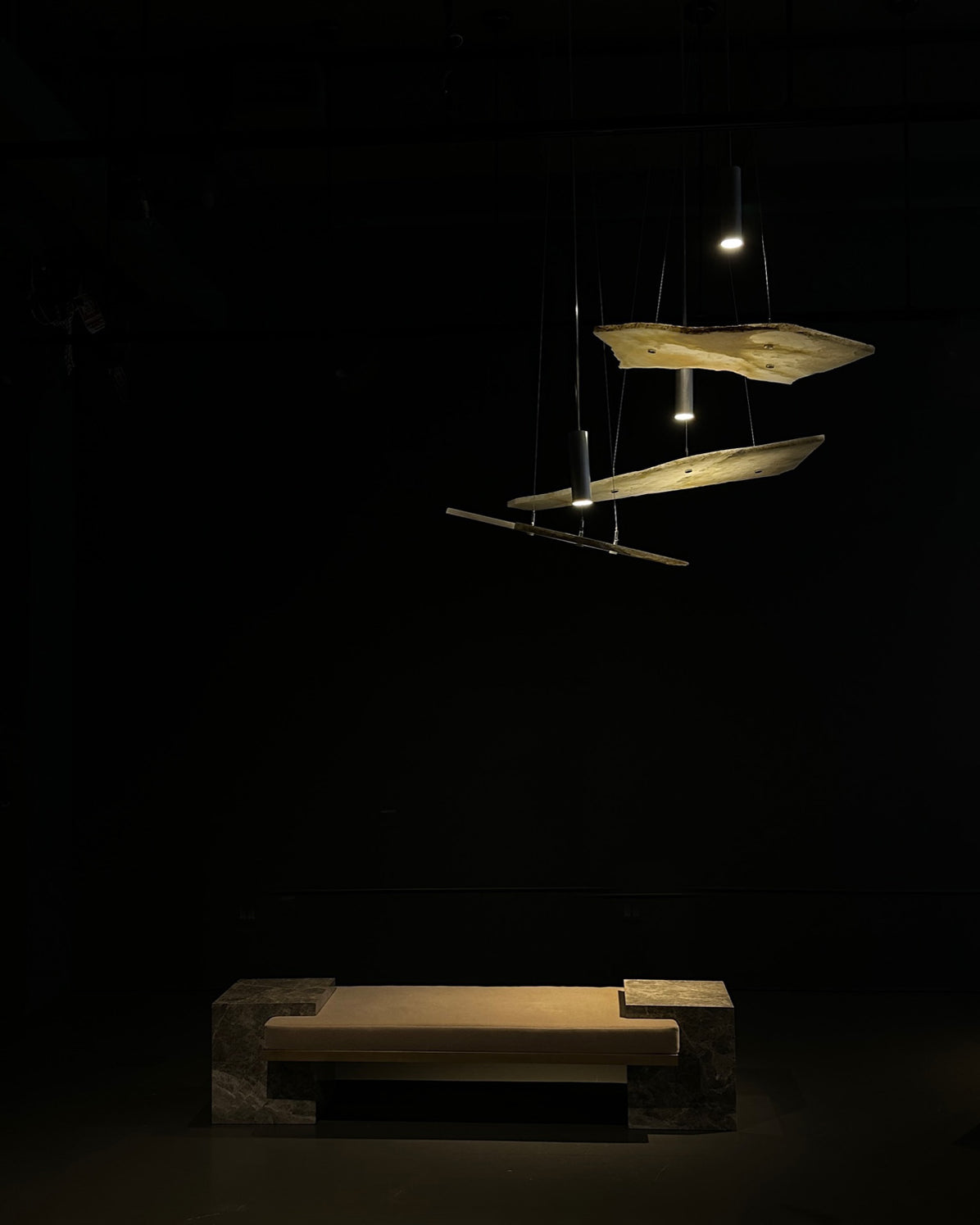 Unbroken: Chandelier – Slash Objects